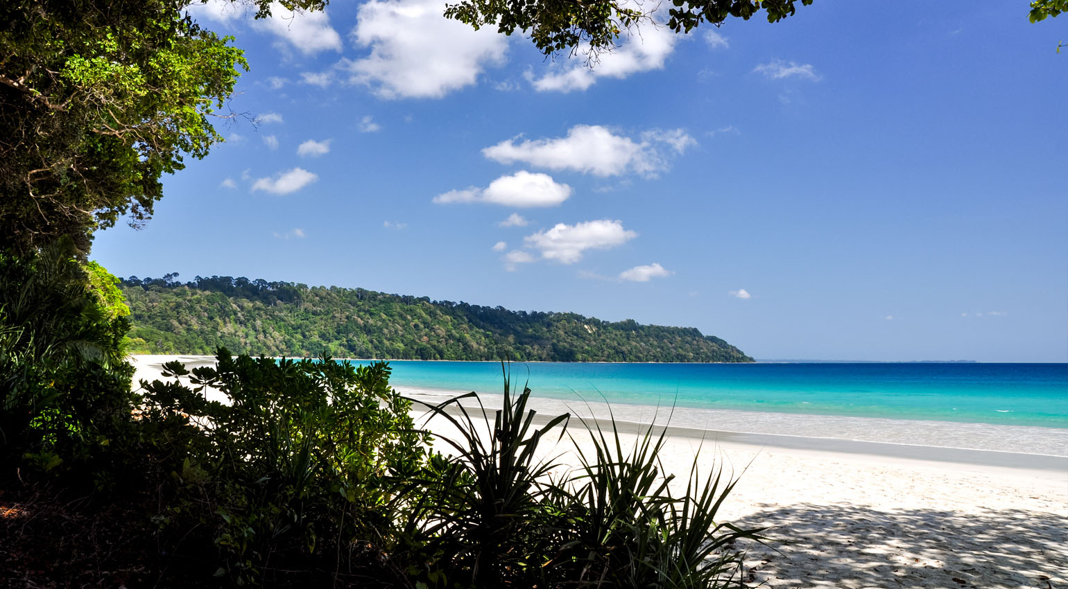 Sun-Kissed Vacations: The Top 15 Beaches in Southeast Asia ...