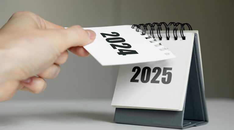 How to Maximize Vacation Days in 2025 - Travelcentre US Blog